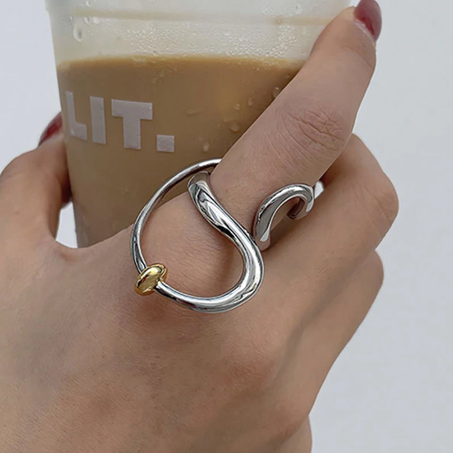 Exaggerated Distorted Lines Geometric Ring