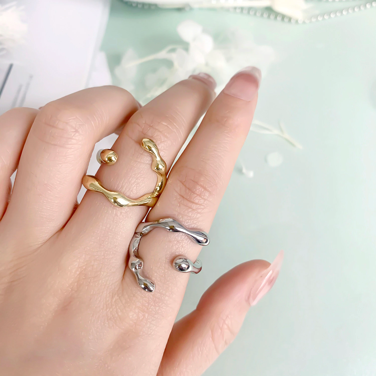 Irregular Twined Minimal Rings