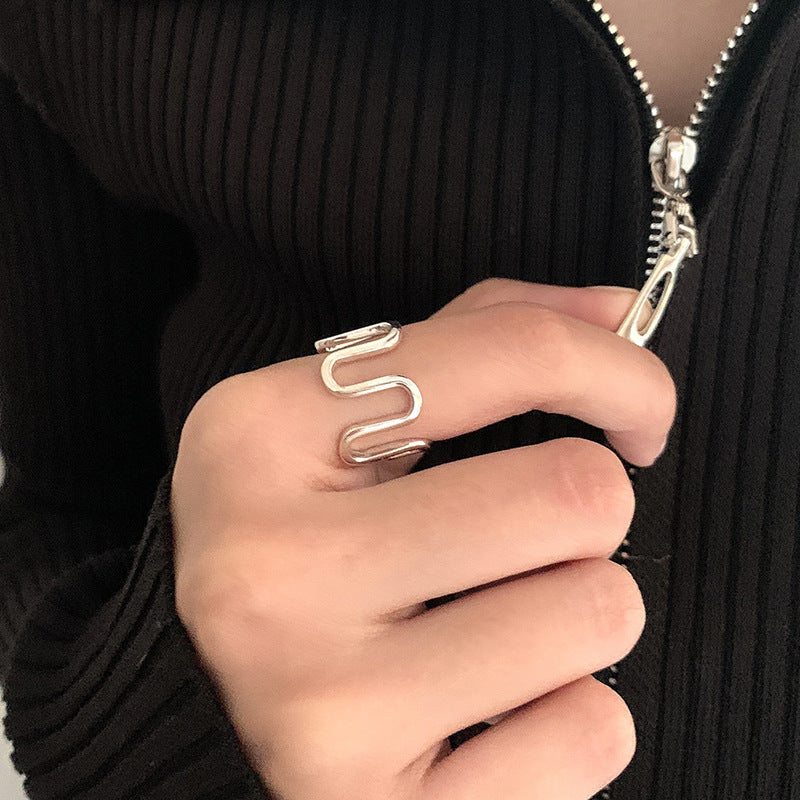 Simple Geometric Arc Ring